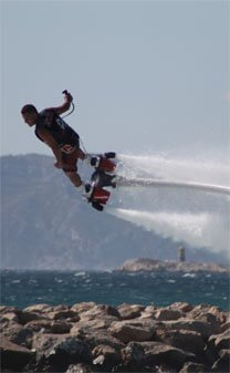 Flyboard et Hoverboard : Volez sur l'eau comme Iron Man