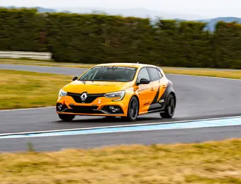 Circuit d'Issoire - Tous nos stages de pilotage sur ce circuit