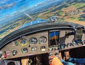 Initiation et Stages en ULM : Apprenez à piloter un ULM